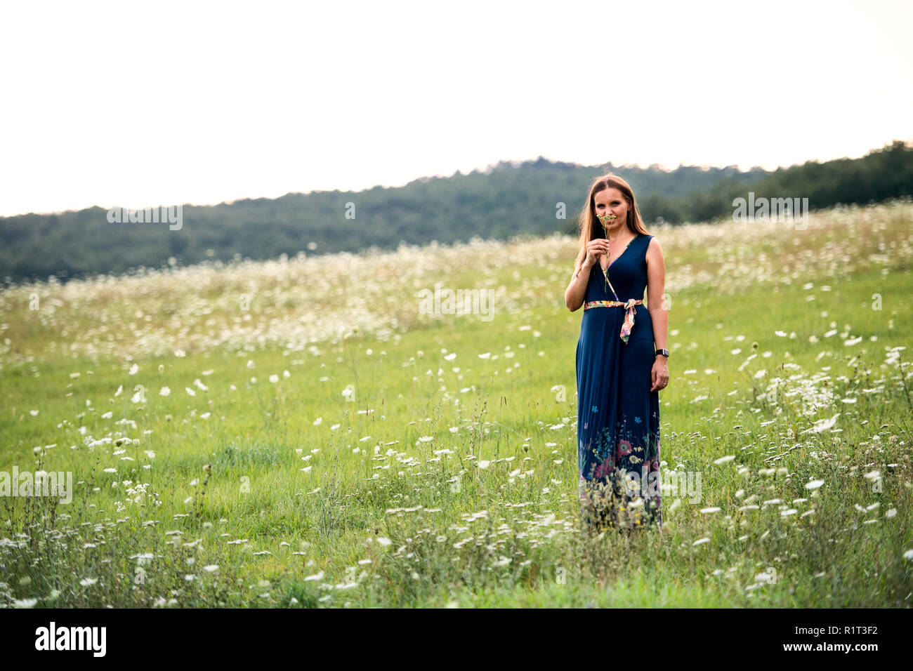 Woman summer dress outside hi-res stock photography and images - Alamy