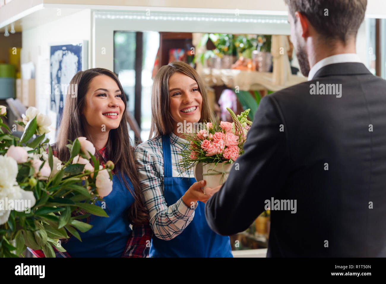 Giving an order hi-res stock photography and images - Alamy