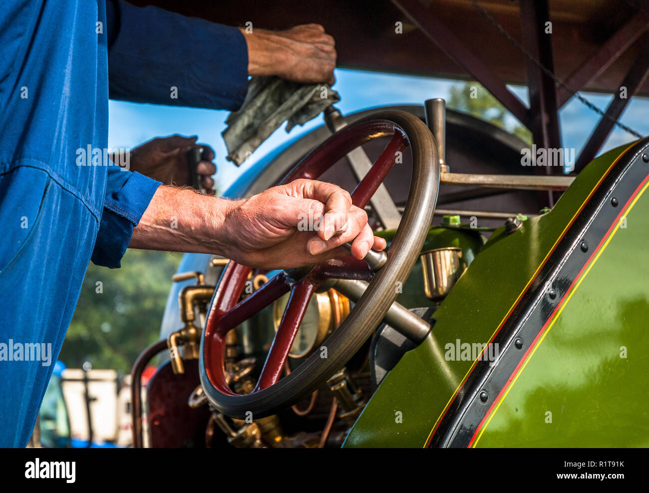 Hand driven wheel hi-res stock photography and images - Alamy