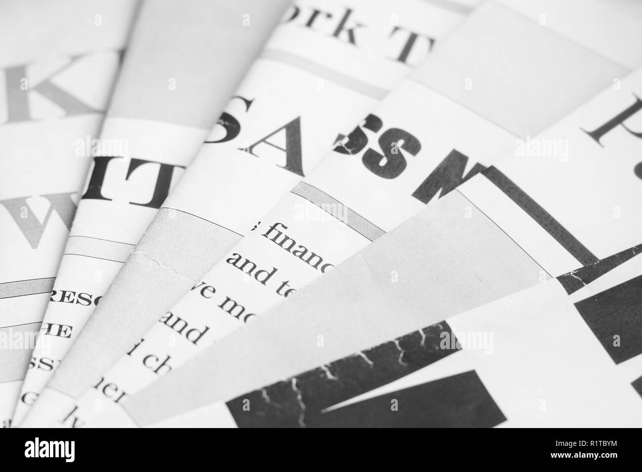 Papers scattered hi-res stock photography and images - Alamy