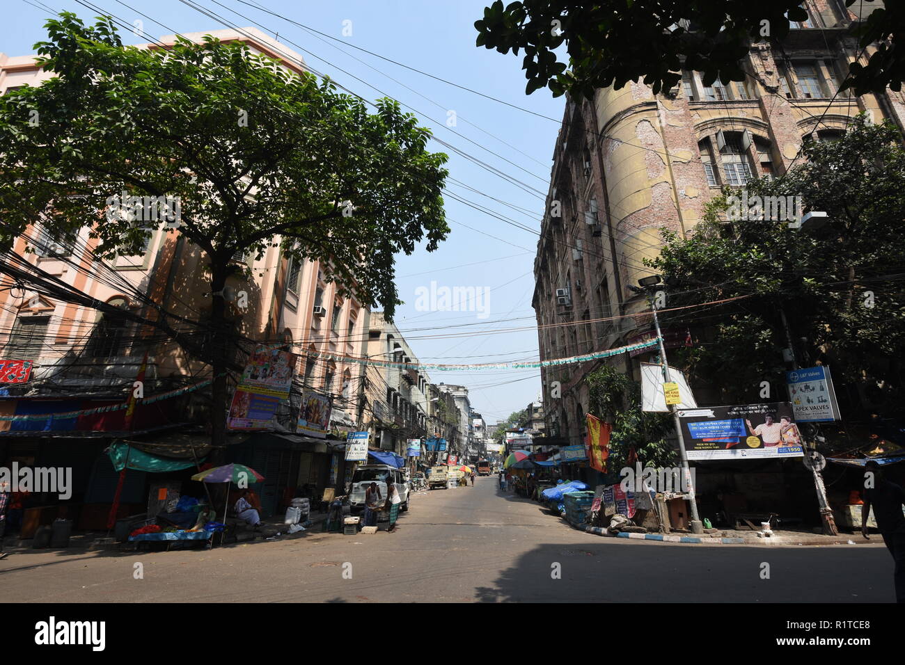 Netaji Subhas road, Canning street crossing, Burrabazar, Kolkata, India ...