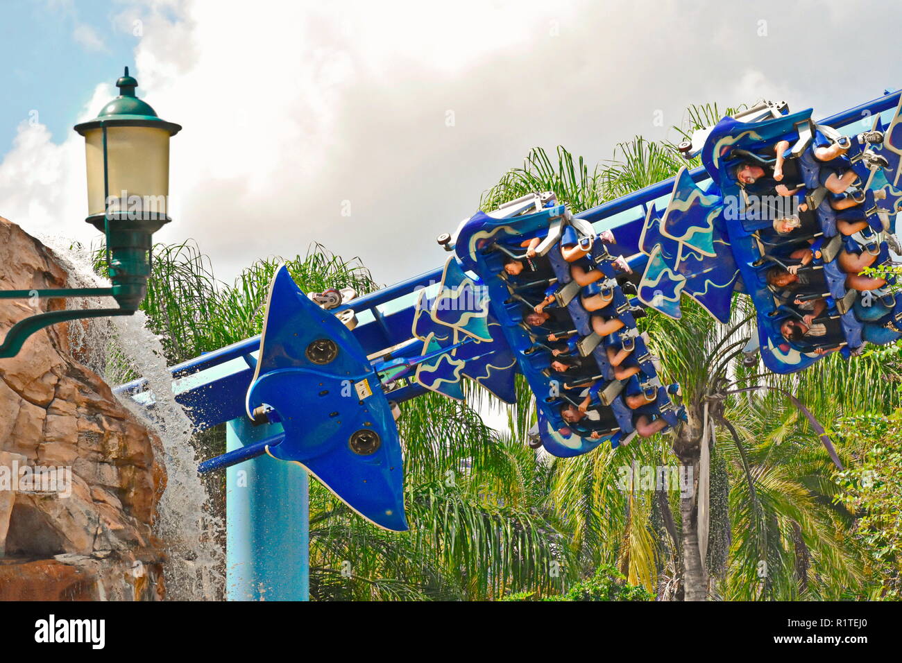 Manta theme park ride hi-res stock photography and images - Alamy