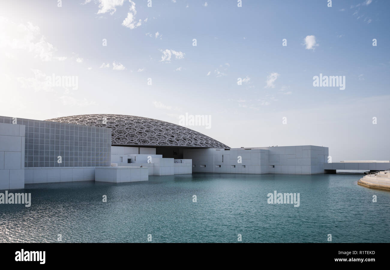 View of the Dome of Louvre Abu Dhabi, UAE Stock Photo - Alamy