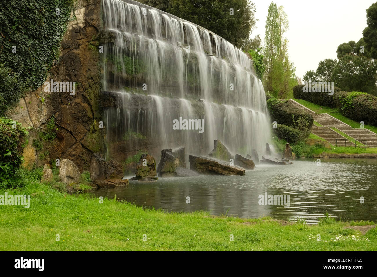 Waterfalls area, near the artificial lake at EUR district in Rome Stock ...