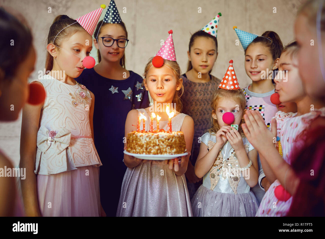 Birthday children hi-res stock photography and images - Alamy
