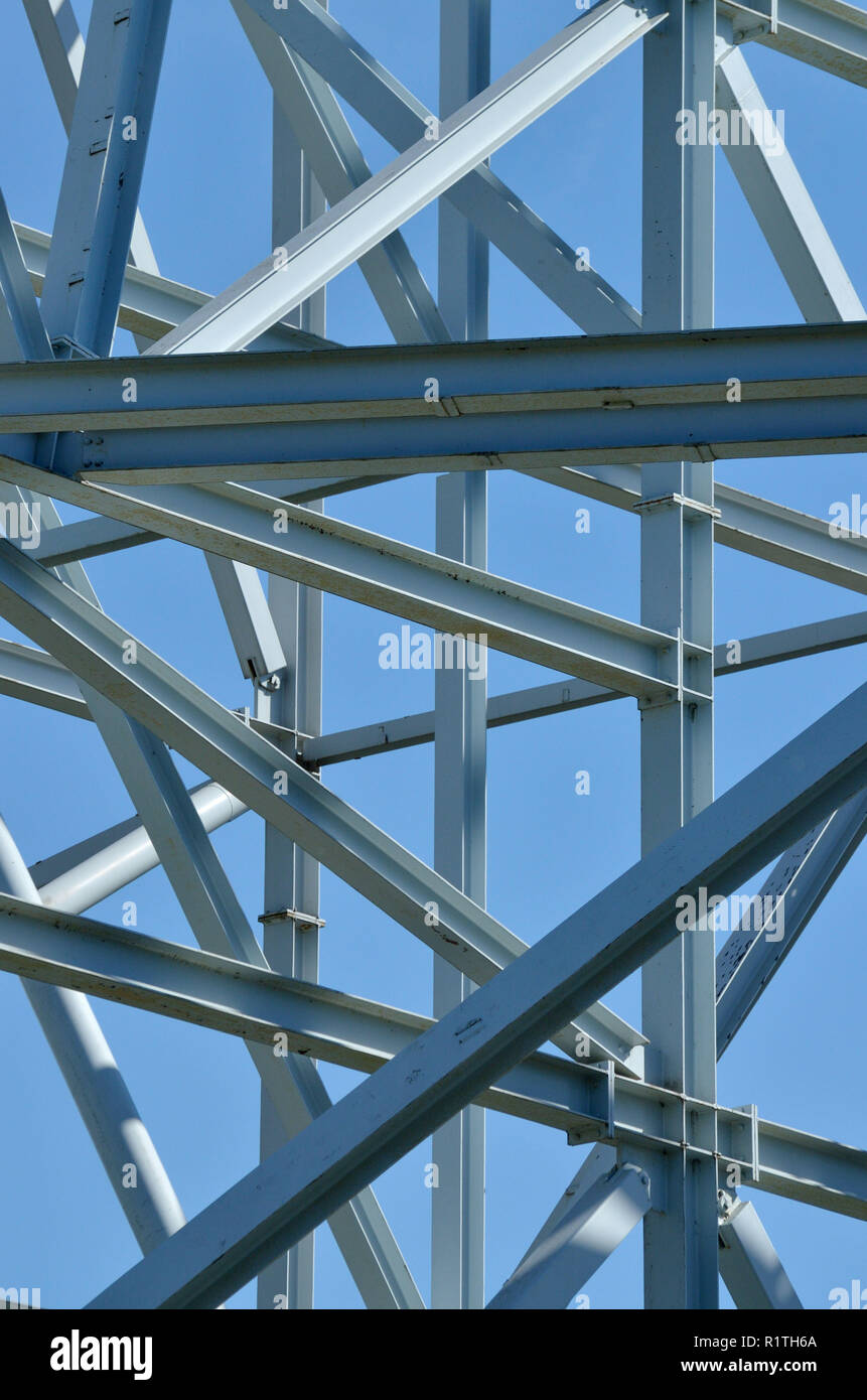 reinforced support of iron beams.The design allows you to withstand ...