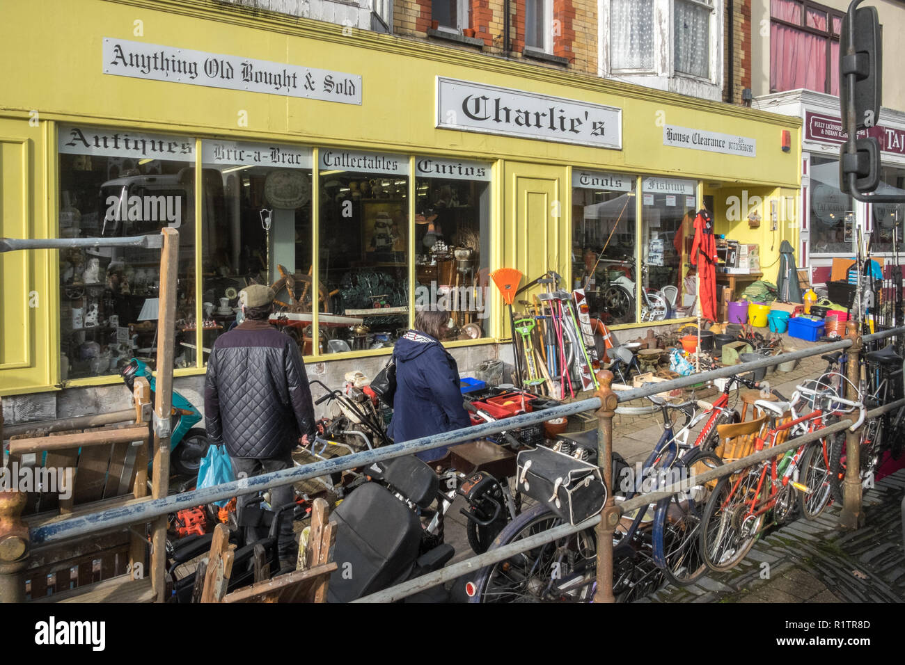 Market machynlleth powys wales hi-res stock photography and images - Alamy