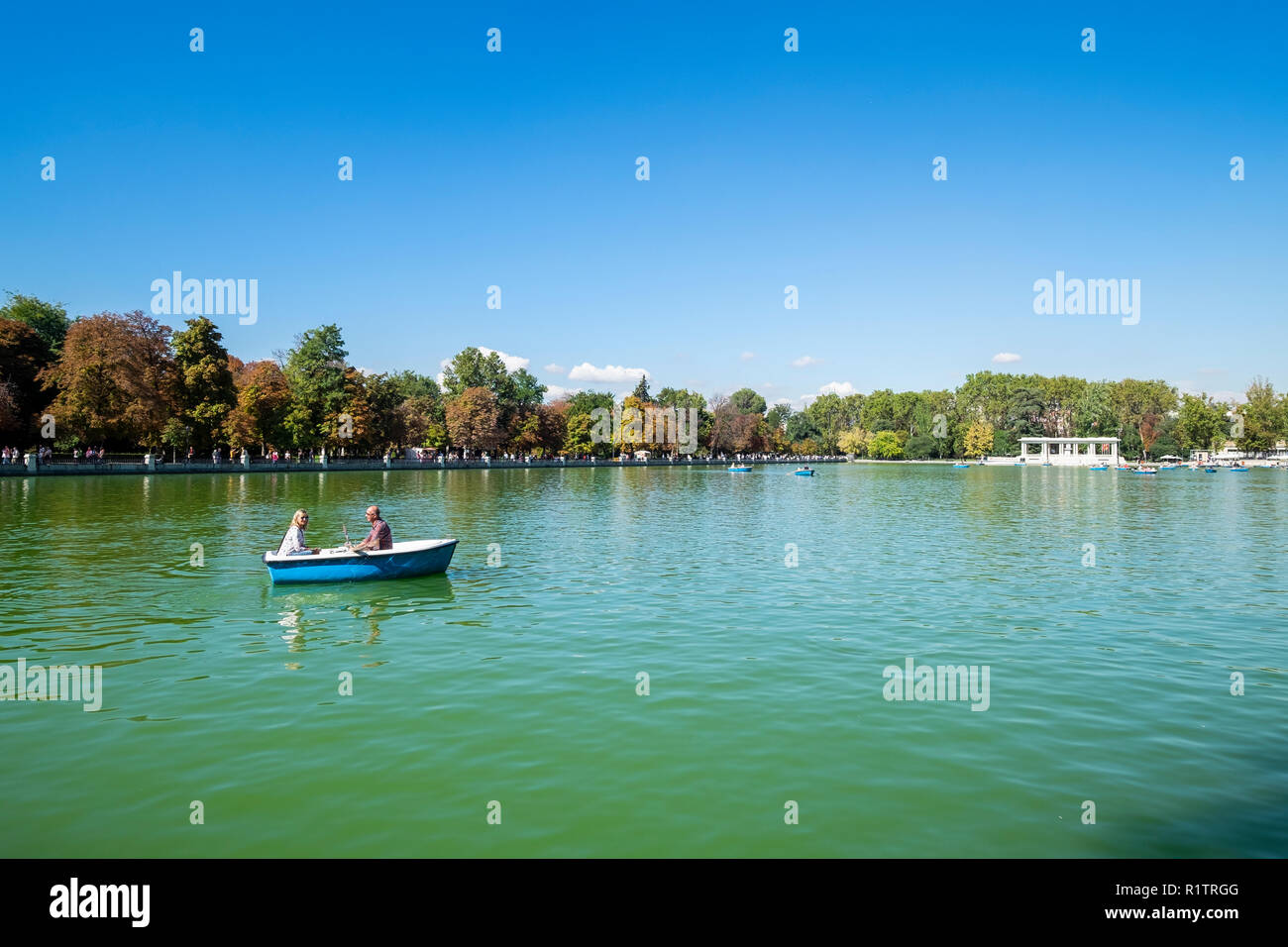 Boating on the lake in the Retiro park in Madrid, Spain Stock Photo - Alamy