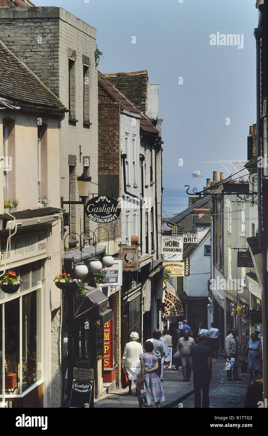 1980s high street uk hi-res stock photography and images - Alamy