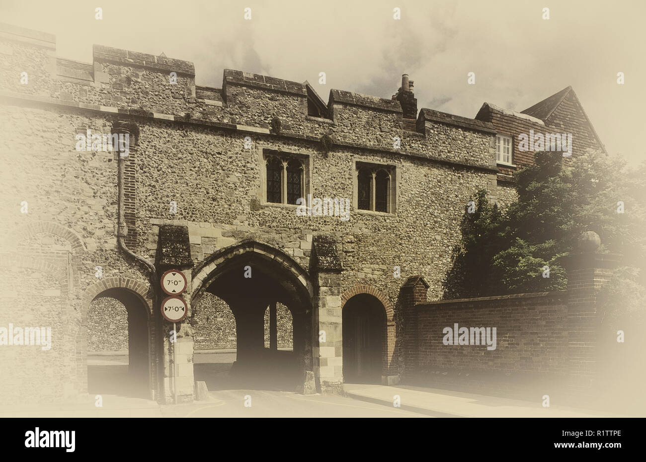 The Church of St Swithun upon Kingsgate, Winchester, Hampshire, England ...