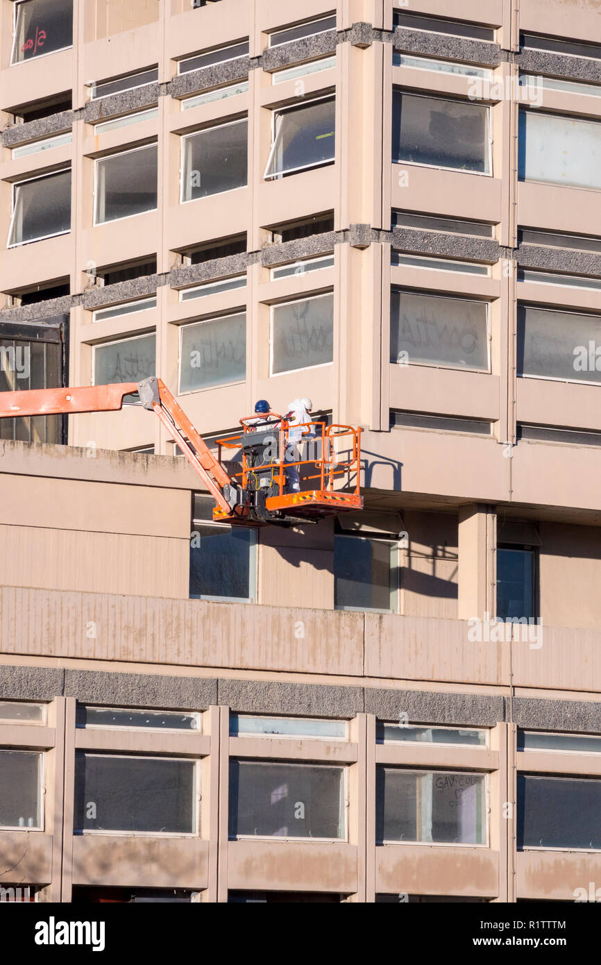 Redevelop old office block hi-res stock photography and images - Alamy