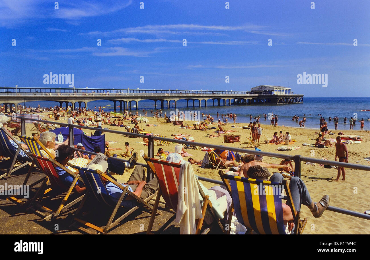 Boscombe beach and pier, Dorset, England, UK Stock Photo - Alamy