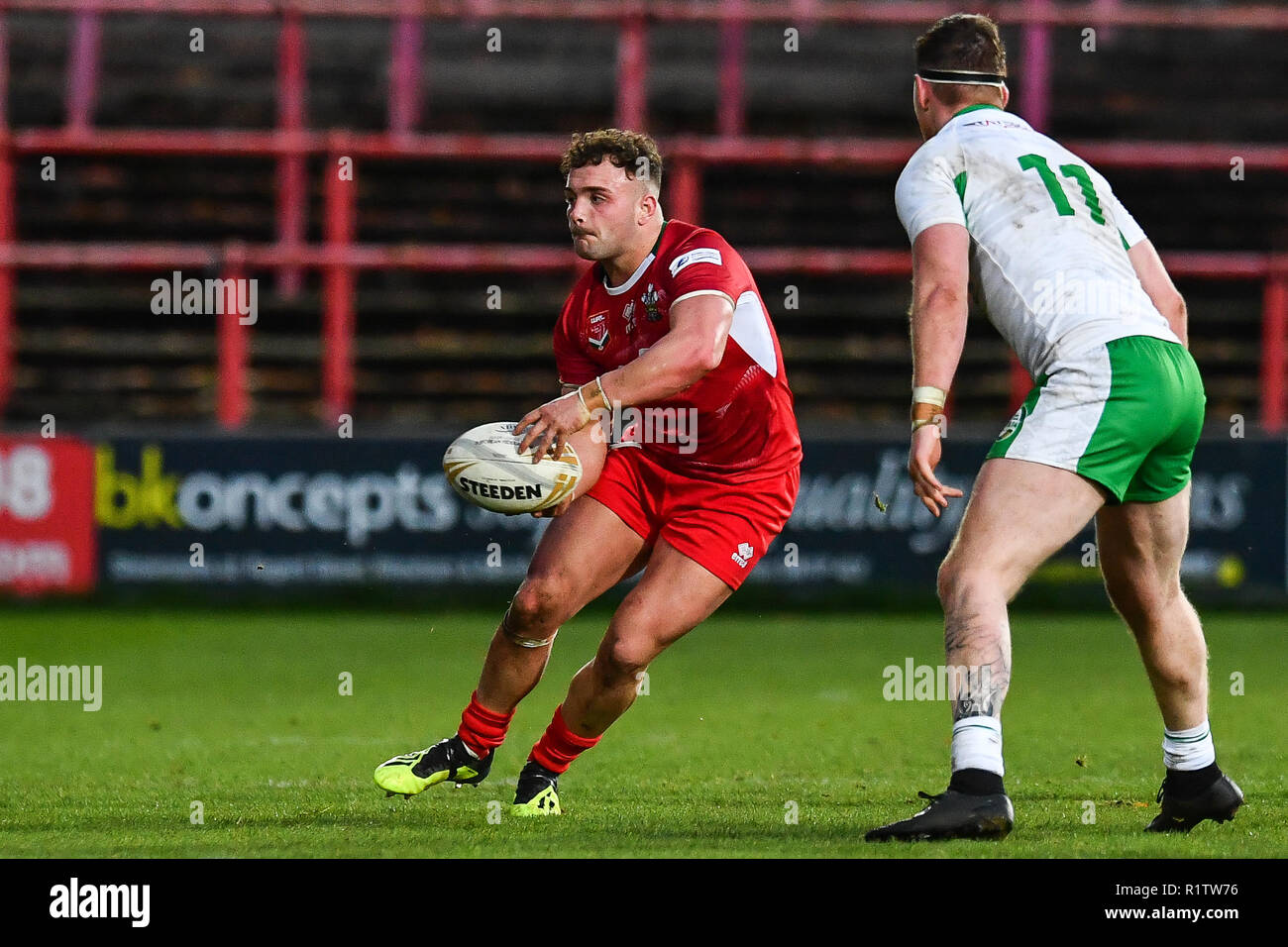 Curtis davies wales hi-res stock photography and images - Alamy