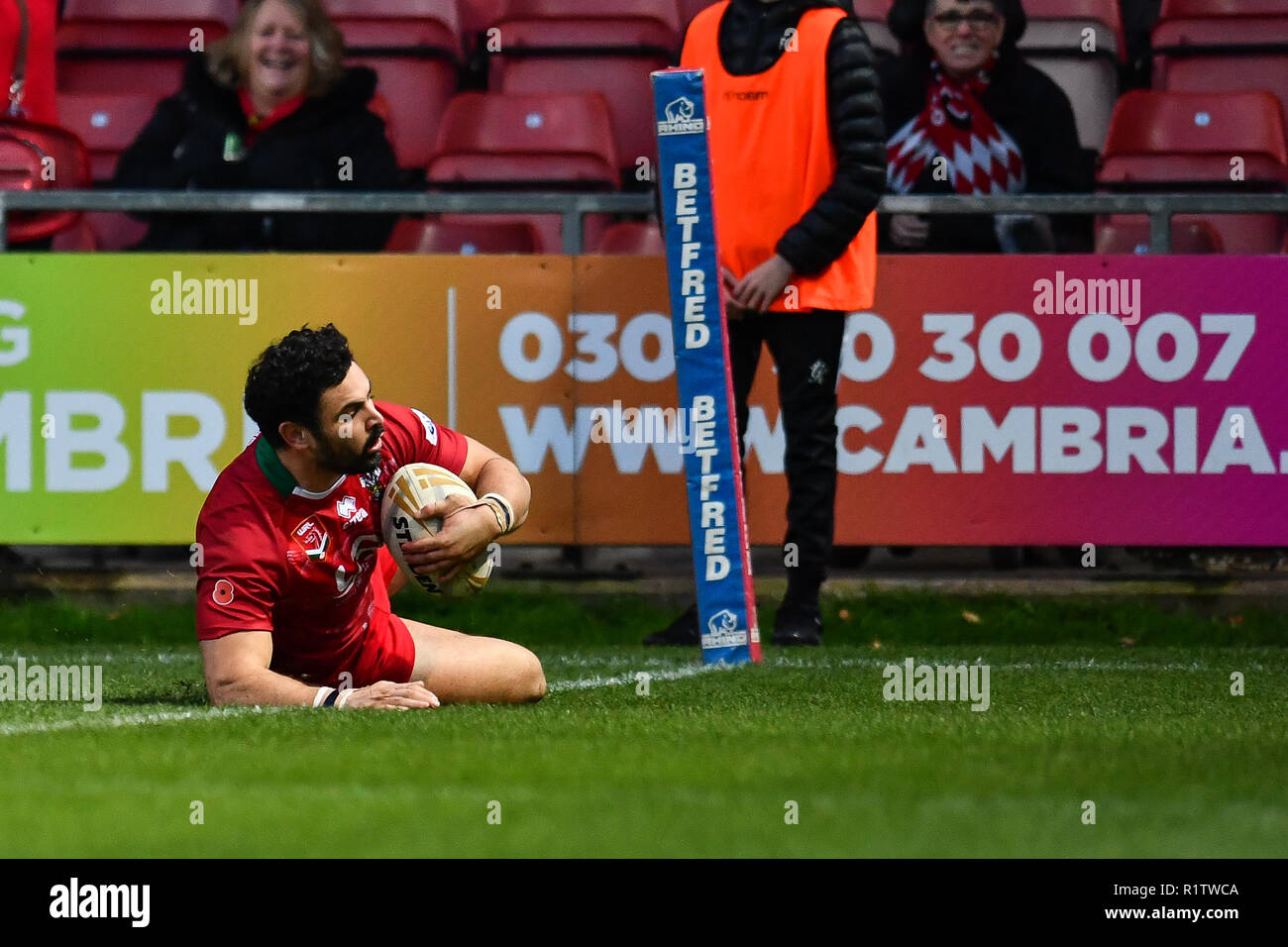 Rhys williams rugby league wales hi-res stock photography and images ...