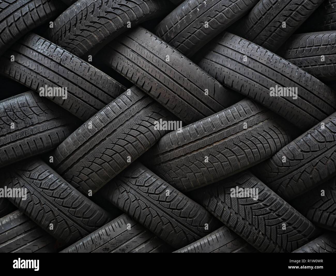 Piles of car tyres hi-res stock photography and images - Alamy