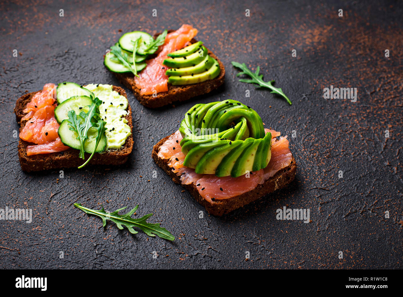 Avocado toast with toppings hi-res stock photography and images - Alamy