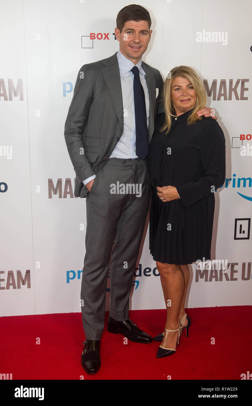 Julie ann gerrard world premiere hi-res stock photography and images ...