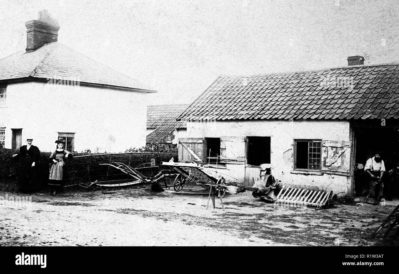 Blacksmith early 1900s hi-res stock photography and images - Alamy