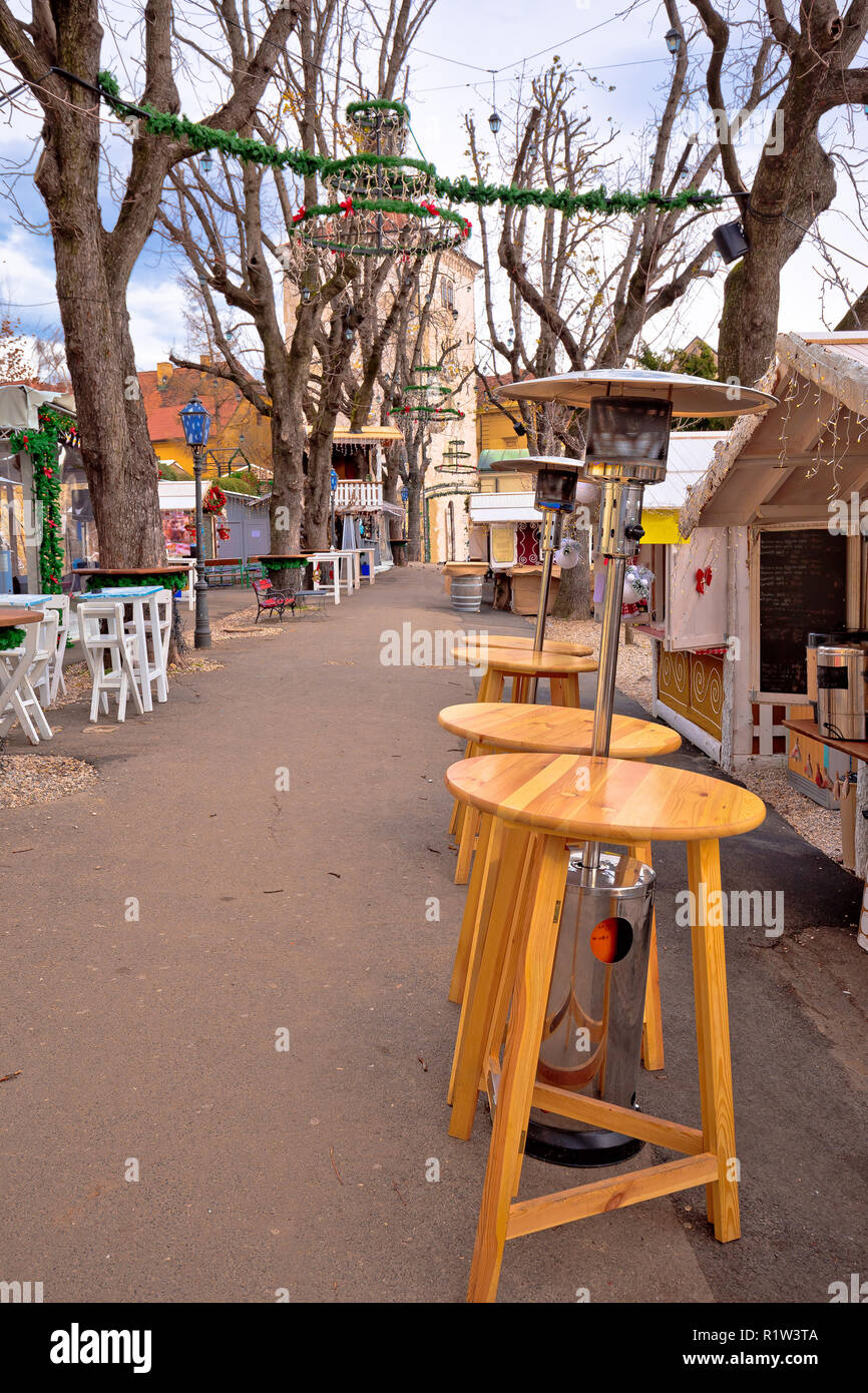 Market street view hi-res stock photography and images - Alamy