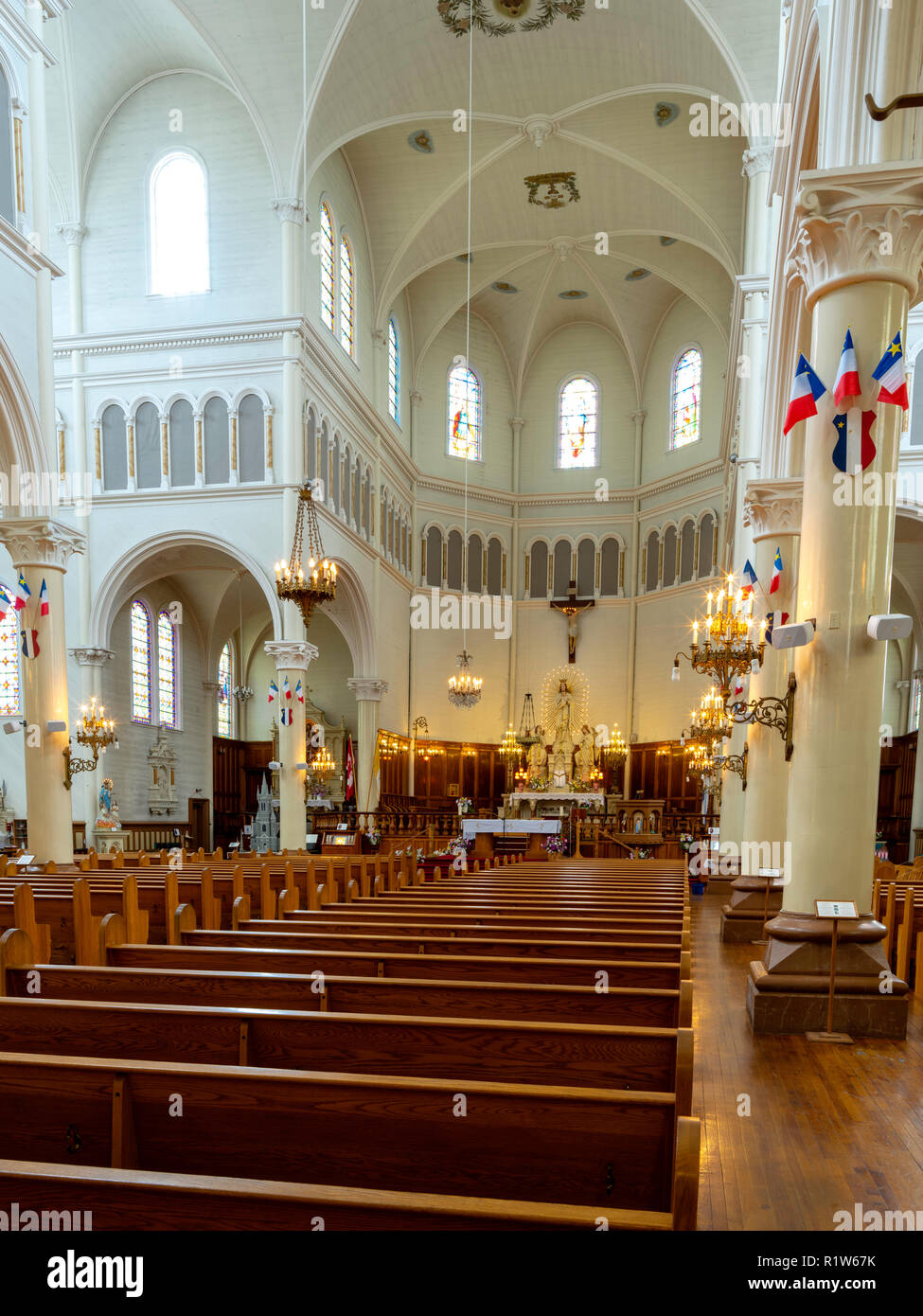 Interior view of Saint Marie Catholic Church (ƒglise Sainte-Marie ...