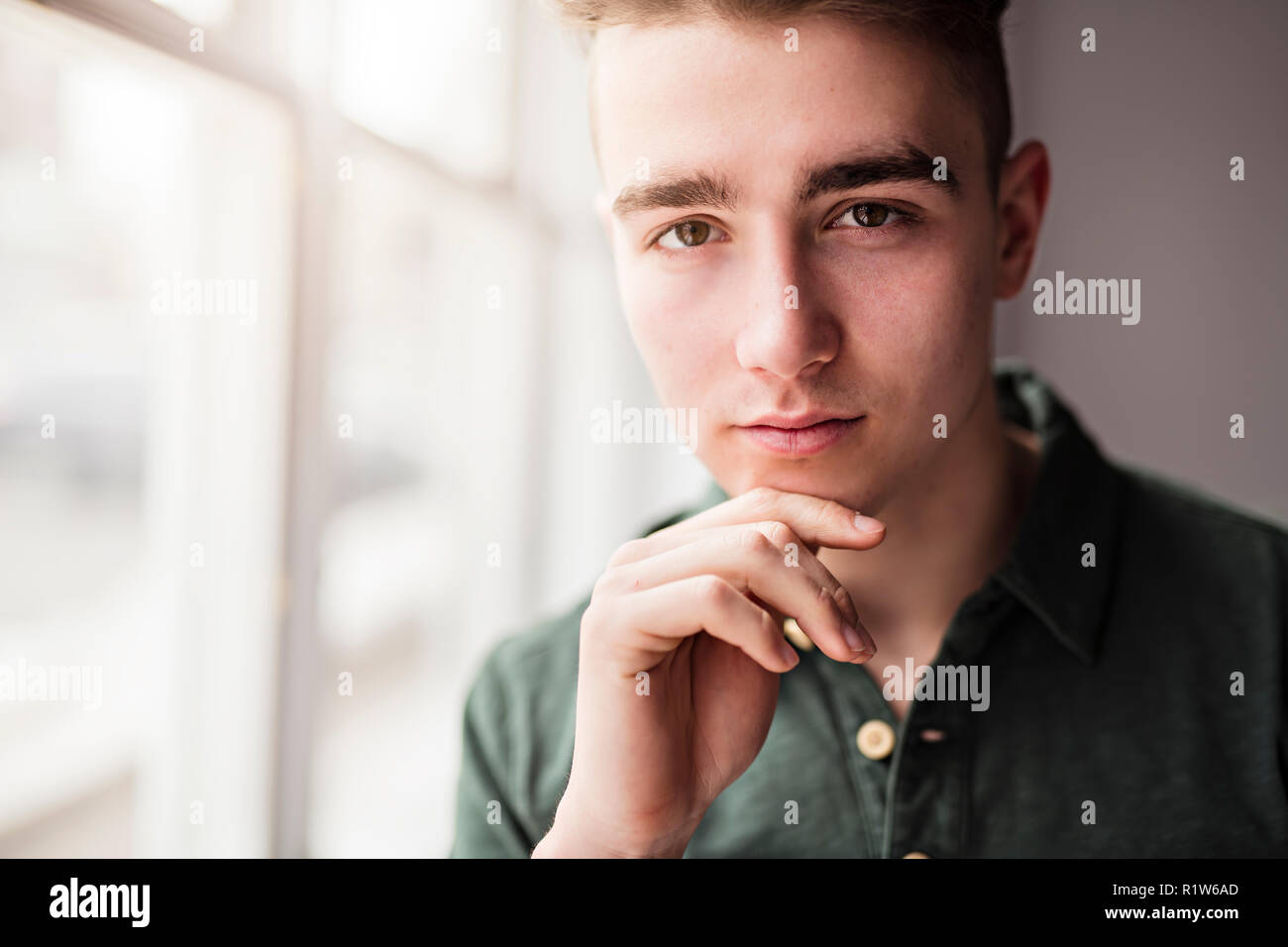 Man longing looking window hi-res stock photography and images - Alamy