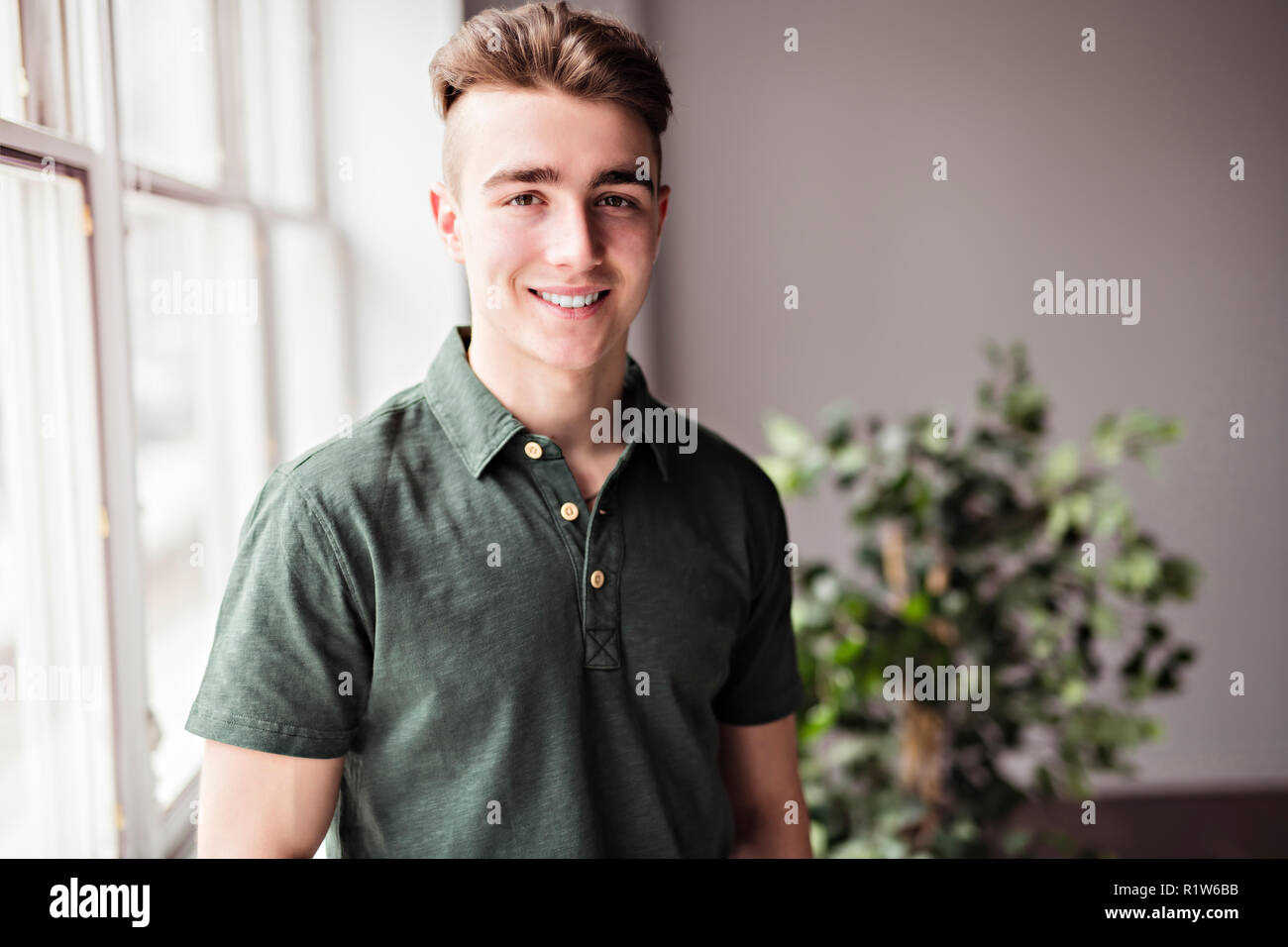 Nice smiling hi-res stock photography and images - Alamy