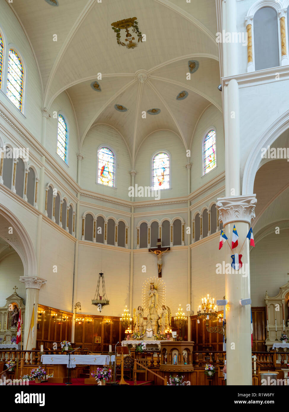 Interior view of Saint Marie Catholic Church (ƒglise Sainte-Marie ...