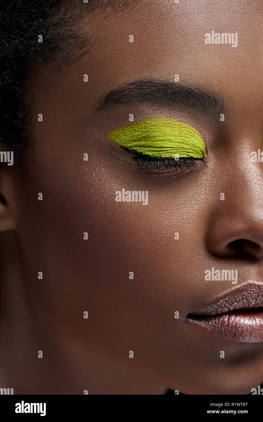 Neon green eye shadow hi-res stock photography and images - Alamy