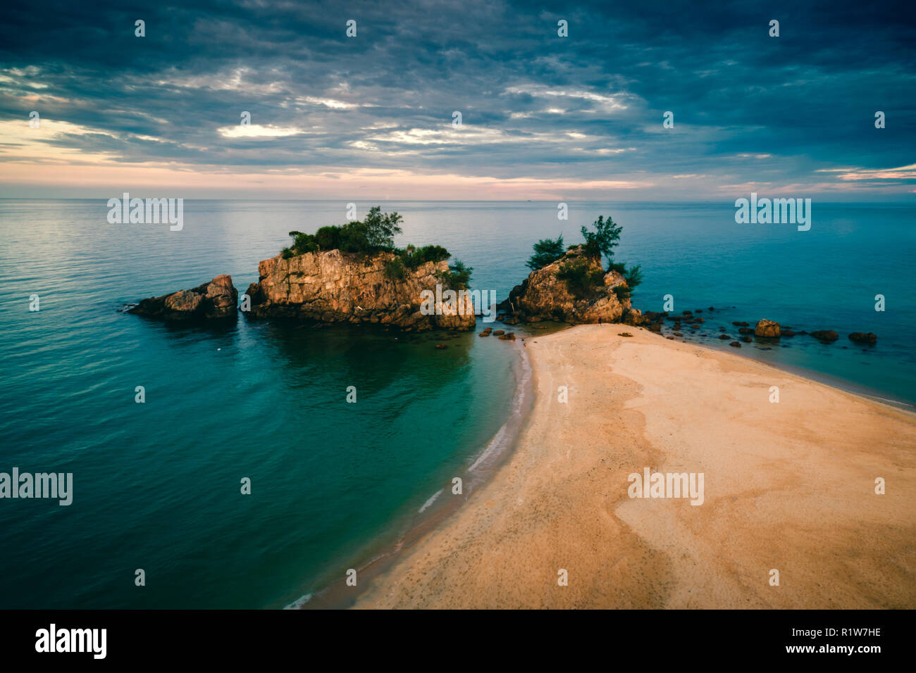 Kemasik beach hi-res stock photography and images - Alamy