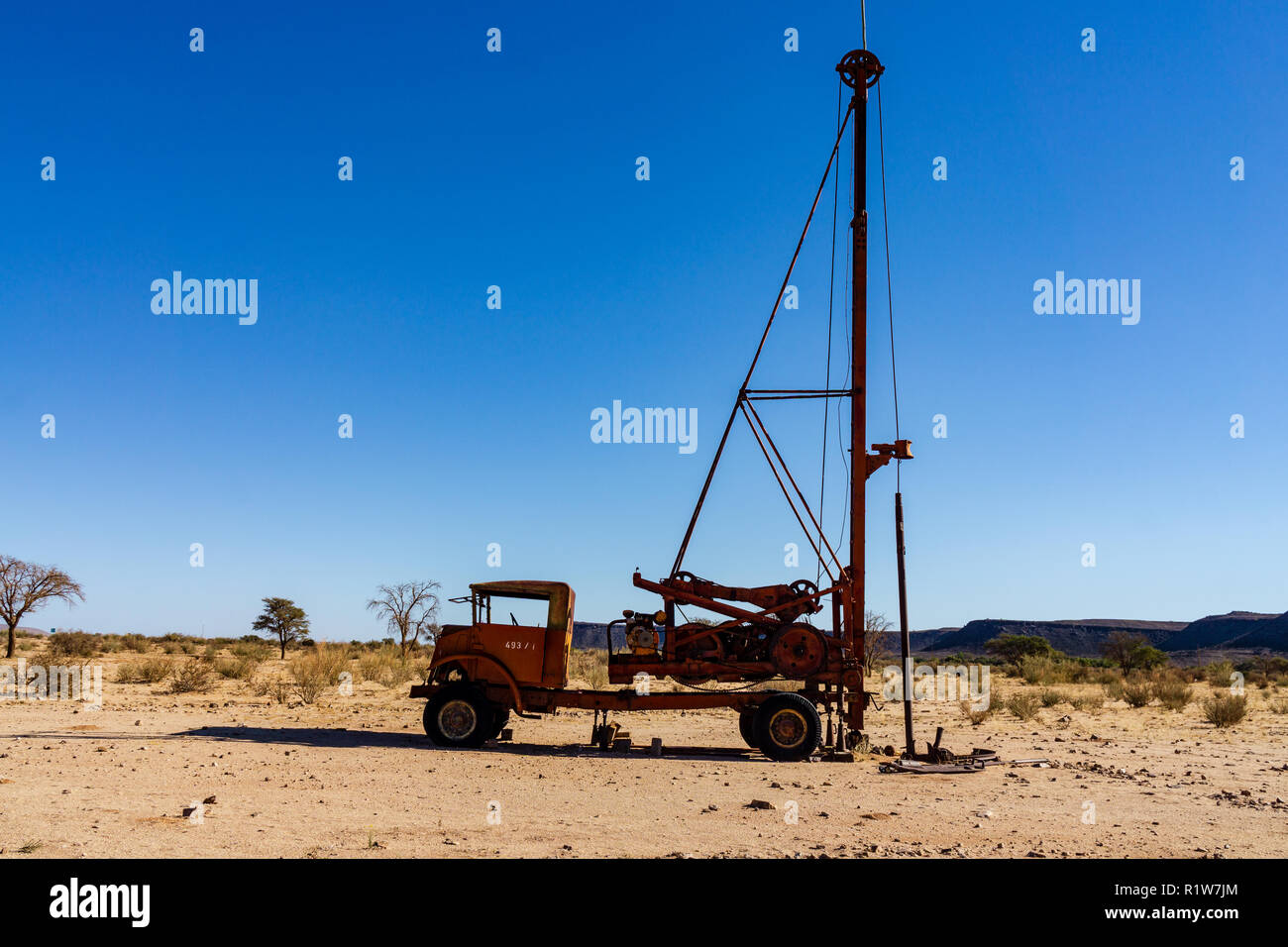 Hand pump africa hi-res stock photography and images - Alamy
