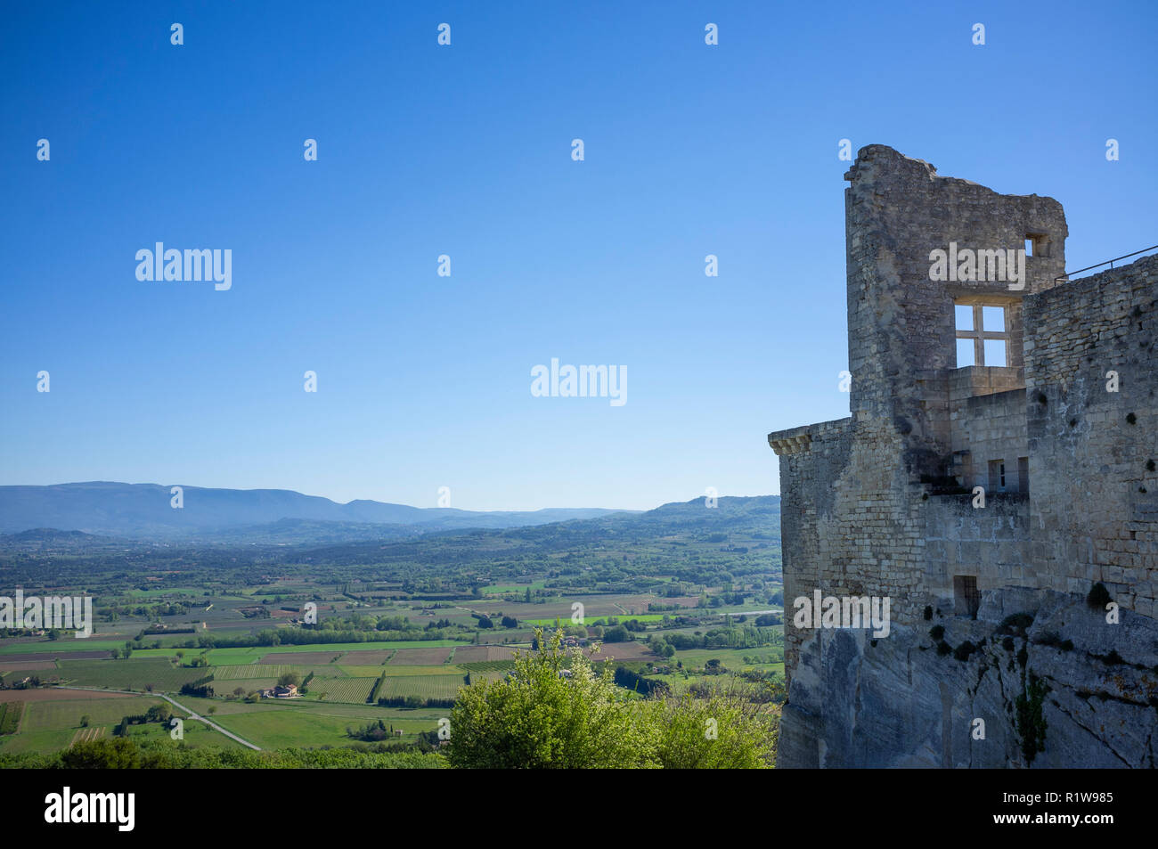 Ruins of the Lacoste Castle one of the home of the Sade marquis ...