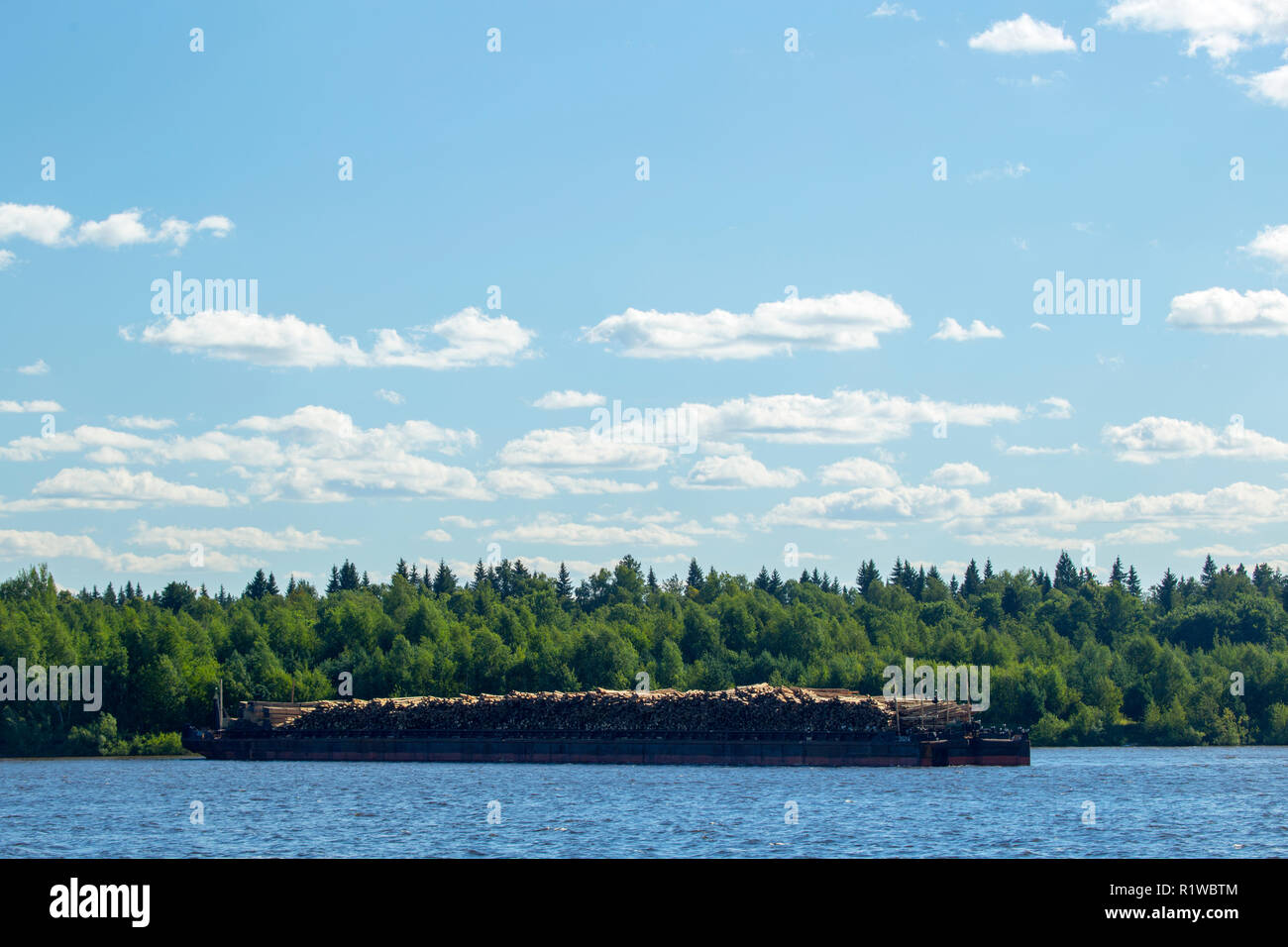Log barge hi-res stock photography and images - Alamy