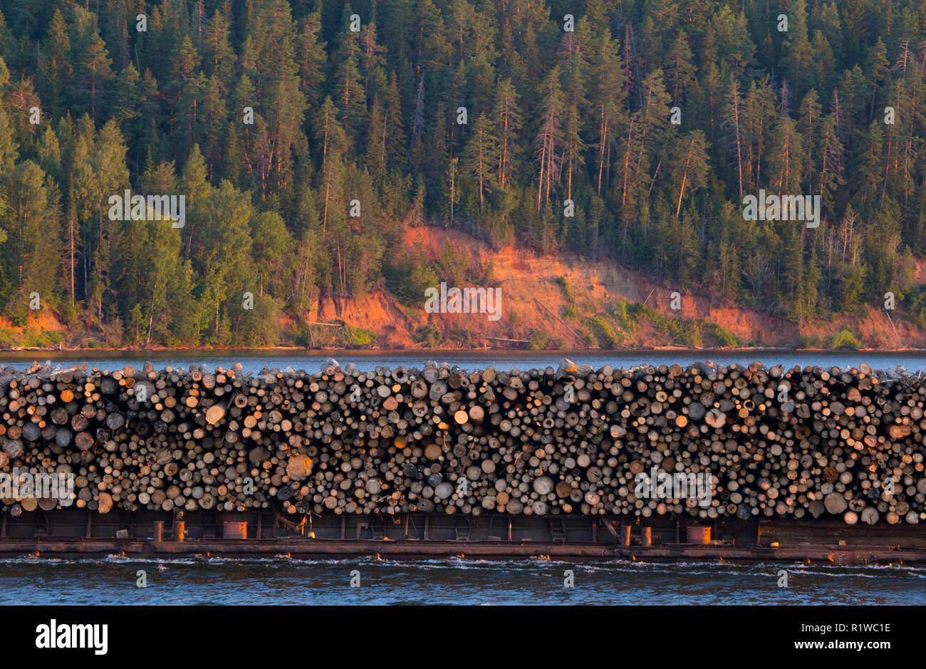Log barge hi-res stock photography and images - Alamy