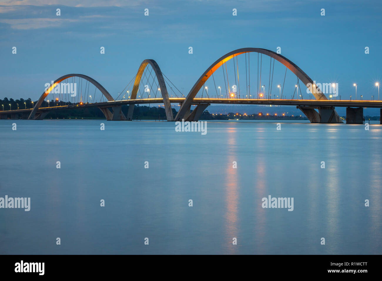 The Juscelino-Kubitschek bridge spans Lake Paranoá, architect Alexandre ...