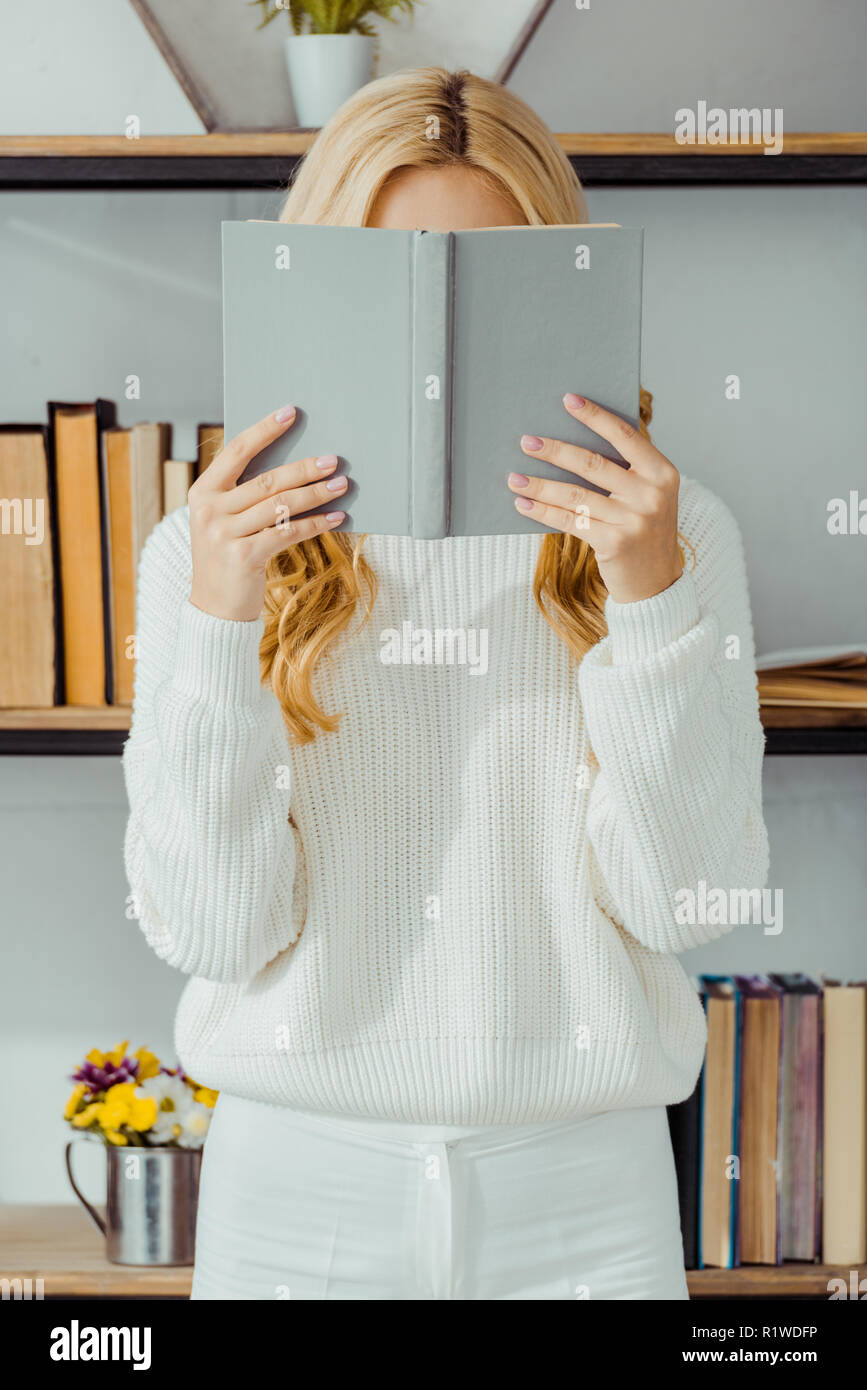 Hiding information hi-res stock photography and images - Alamy