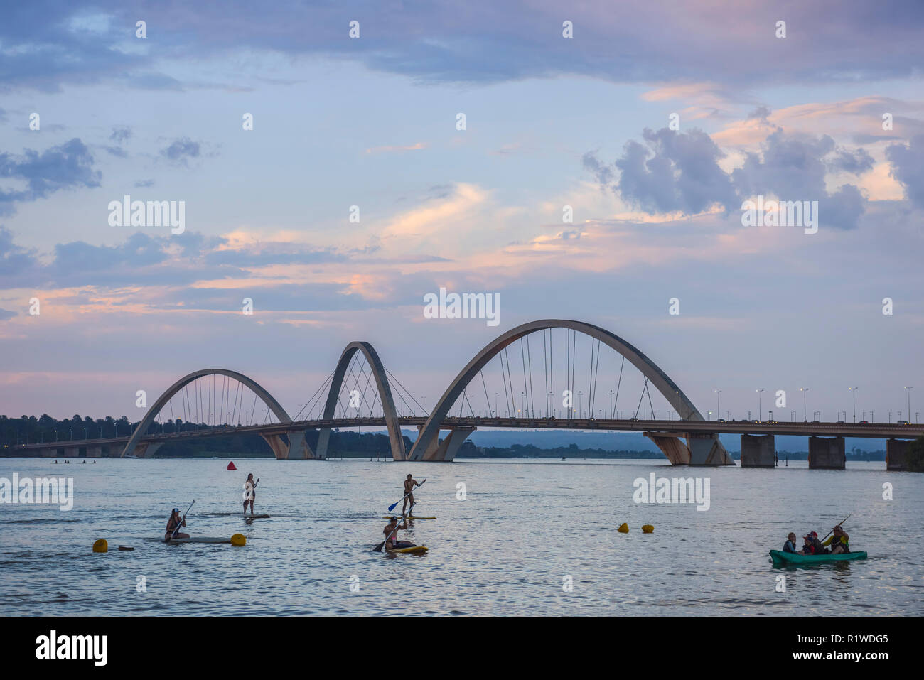 Juscelino Kubitschek Bridge High Resolution Stock Photography and ...