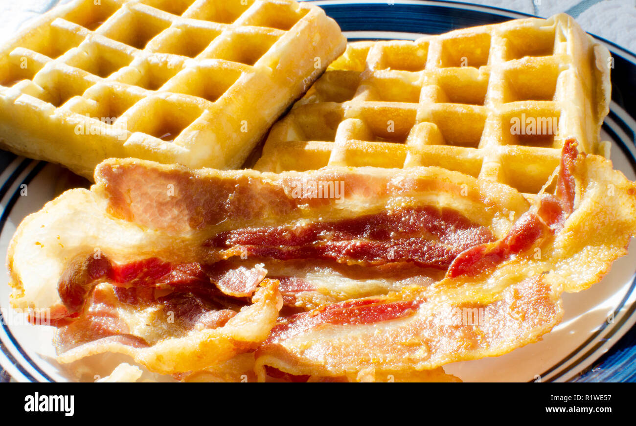 Bacon maple syrup waffle hi-res stock photography and images - Alamy