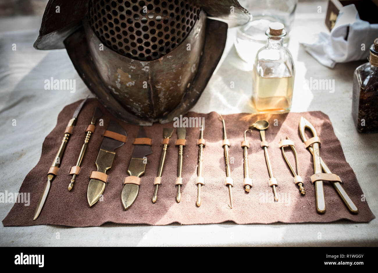 Surgical equipment historical hi-res stock photography and images - Alamy