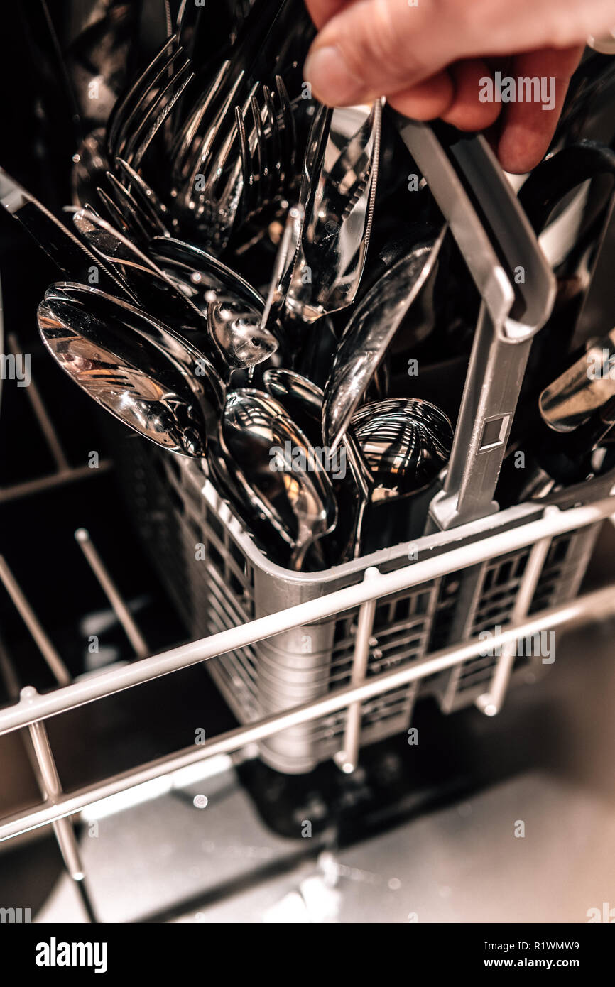 Domestic dishwasher full house hi-res stock photography and images - Alamy