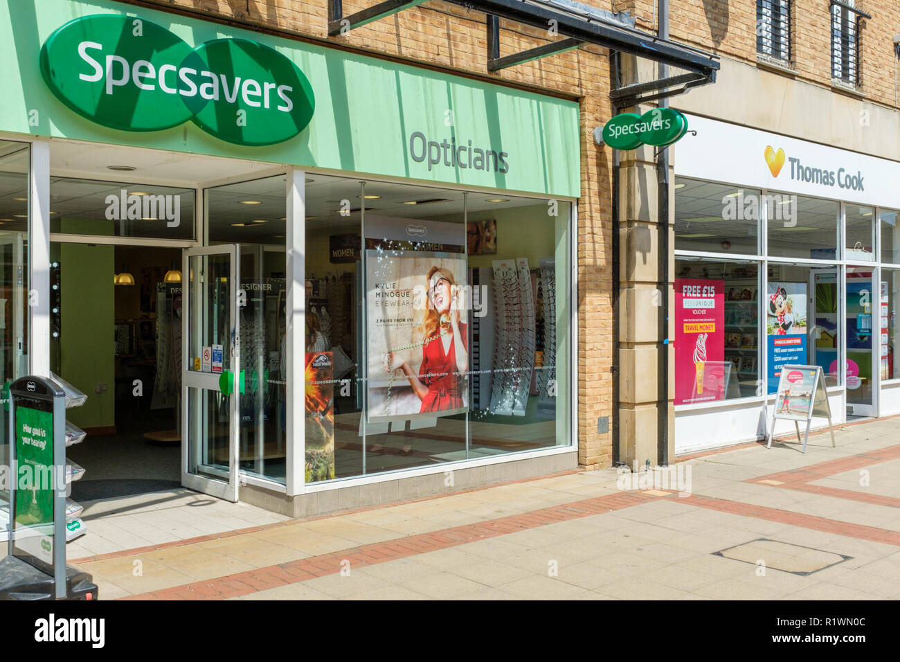 Uk specsavers hi-res stock photography and images - Alamy