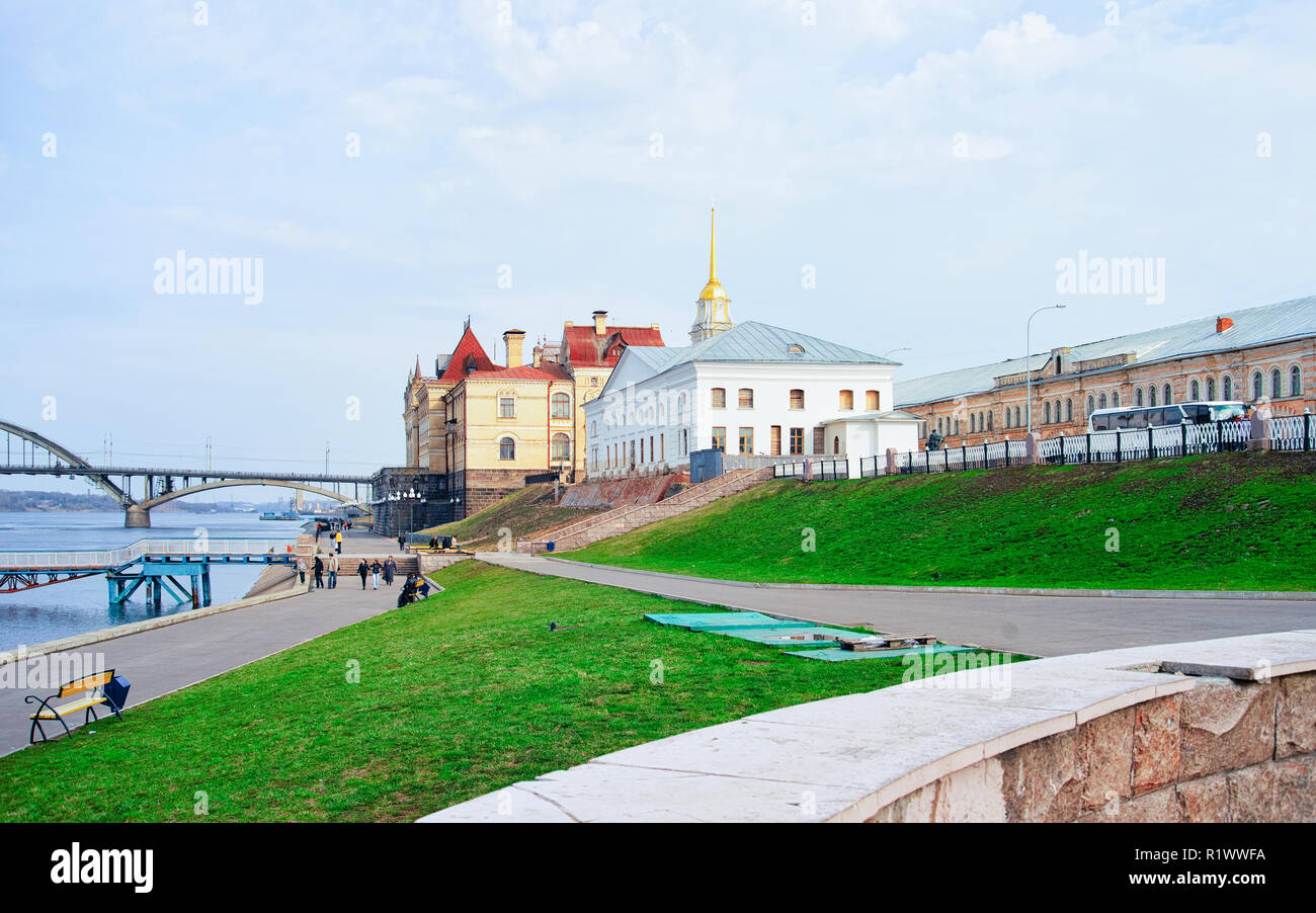 Rybinsk reservoir hi-res stock photography and images - Alamy