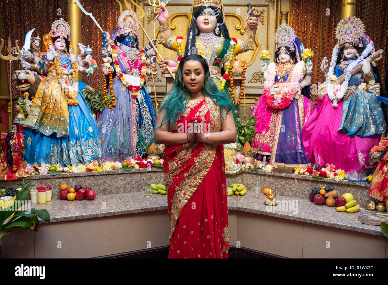 Female young deities hi-res stock photography and images - Alamy