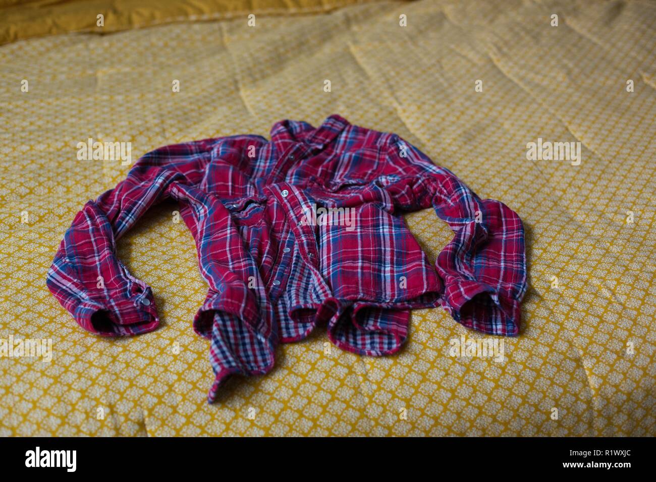 Crumpled shirt hi-res stock photography and images - Alamy