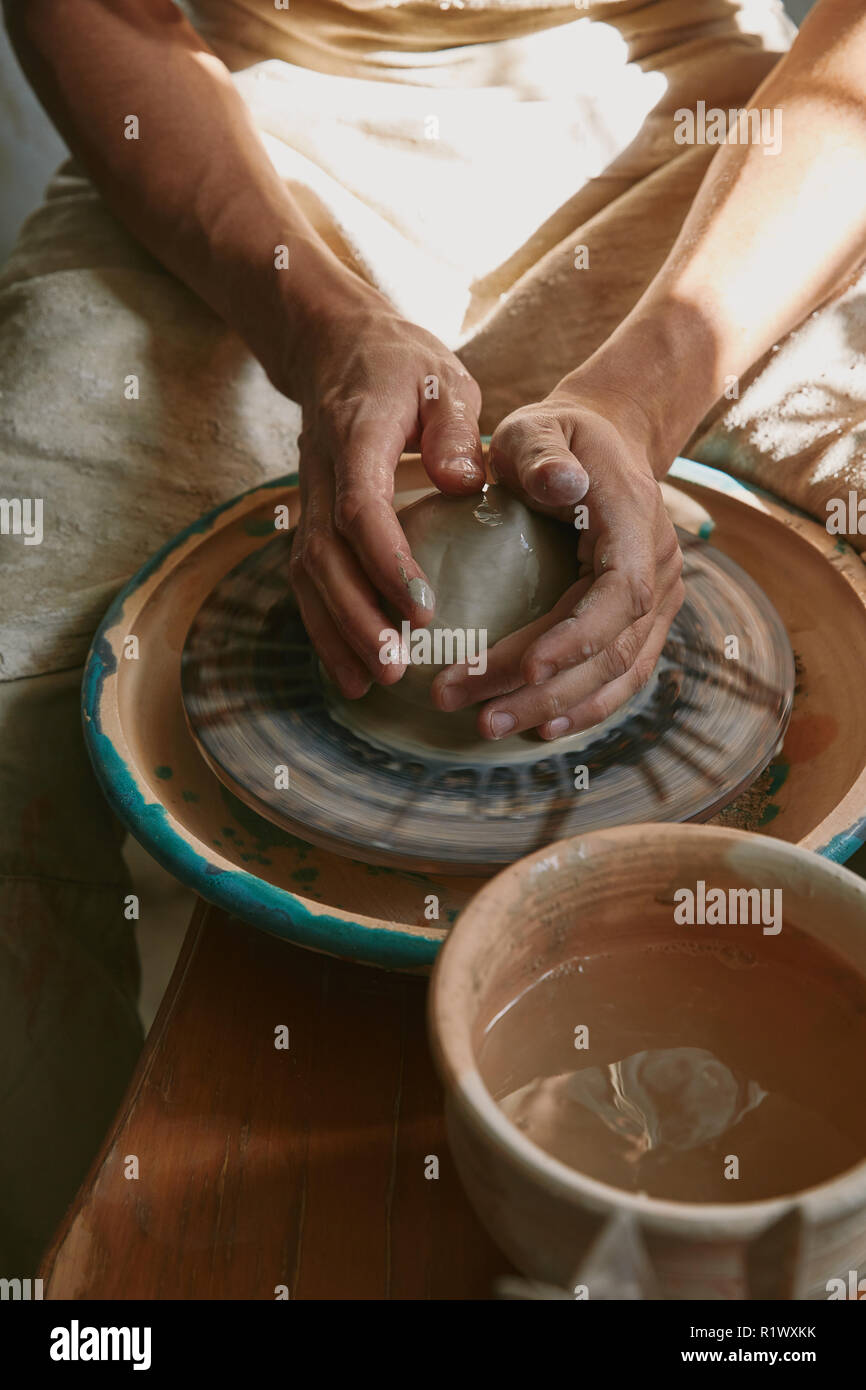 Professional male potter making ceramics hi-res stock photography and ...