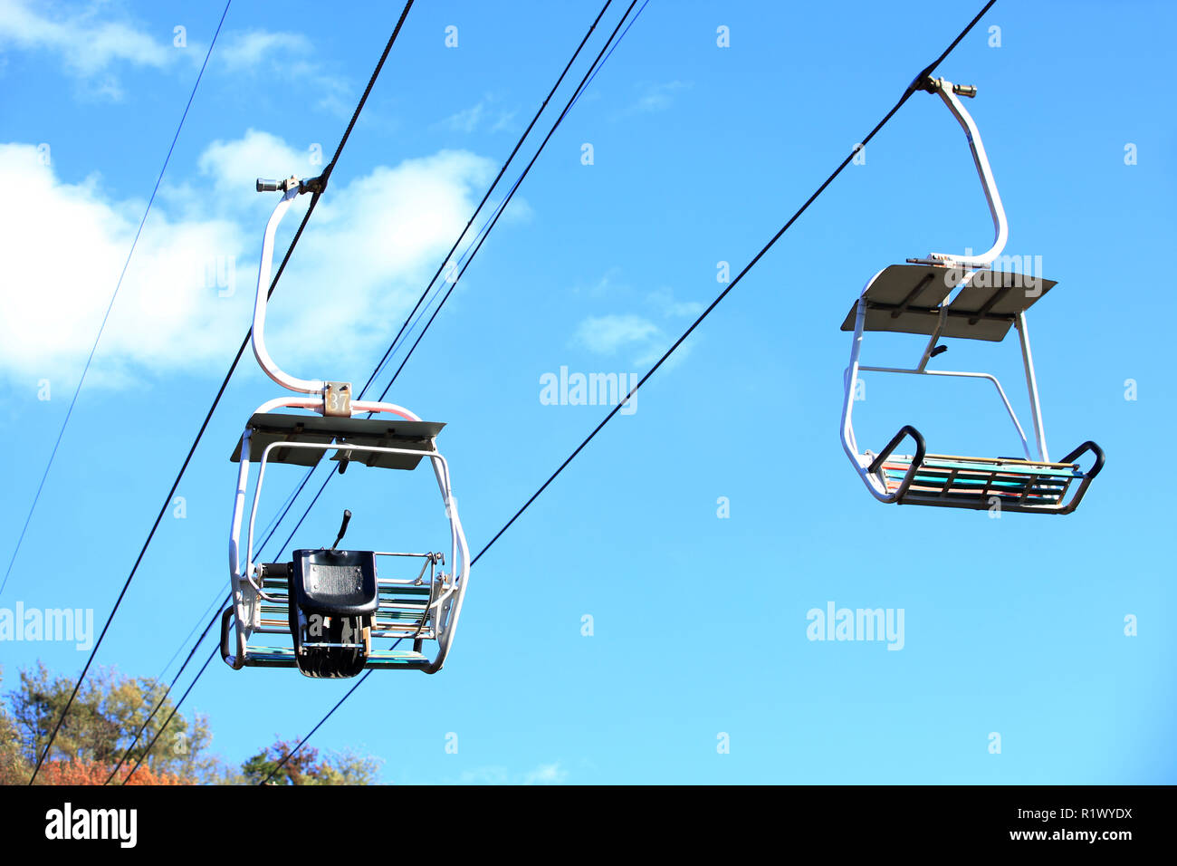 Cable car on ropeway leading Stock Photo - Alamy