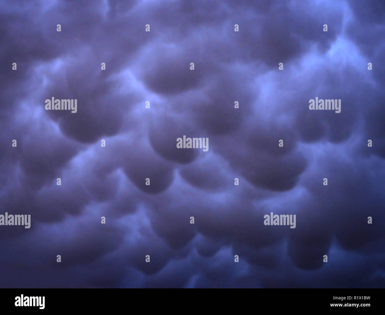 Dangerous clouds hi-res stock photography and images - Alamy