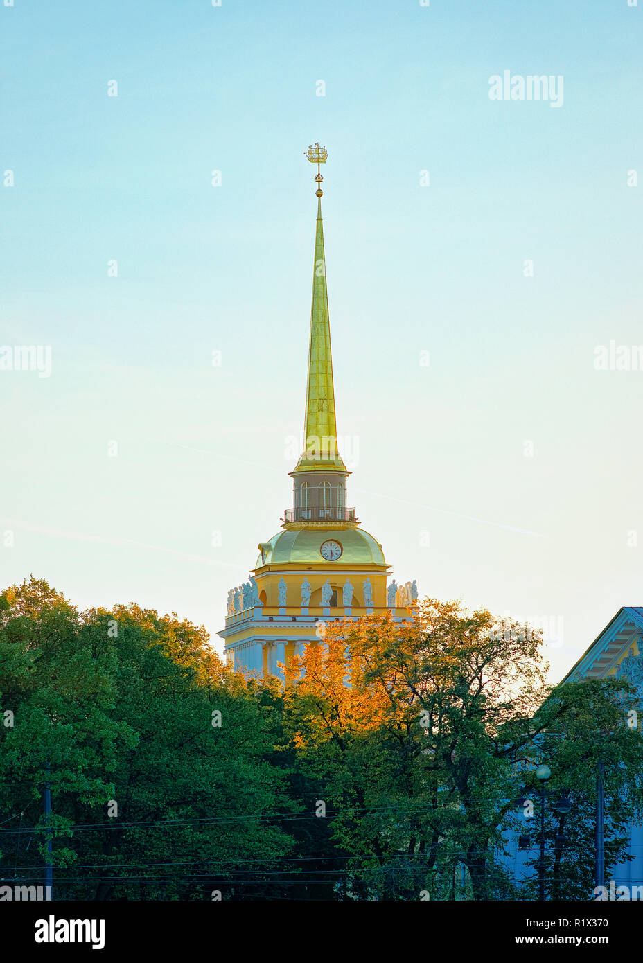 Spire of Admiralty Building in Saint Petersburg, Russia Stock Photo - Alamy