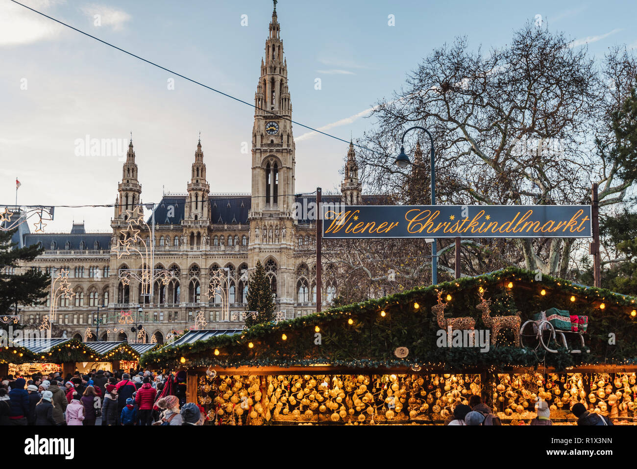 Vienna Rathaus Christmas Market Austria Stock Photo - Alamy