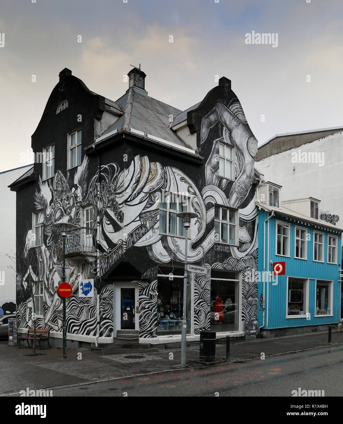 Wall poetry project hi-res stock photography and images - Alamy