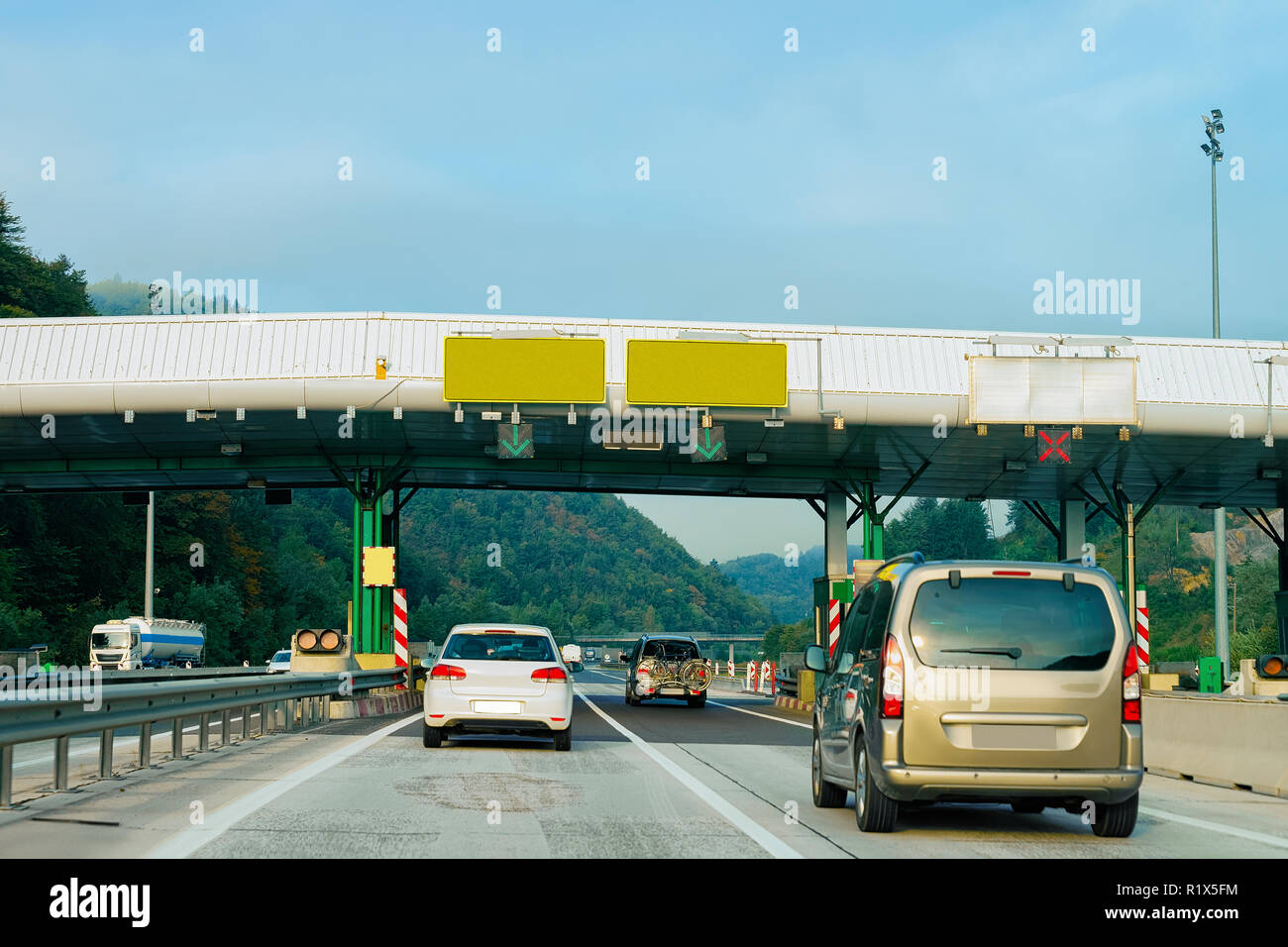 Blank Motorway Signs High Resolution Stock Photography and Images - Alamy